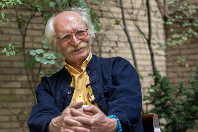 Longest Persian novel Kelidar translated into Arabic, published in ...